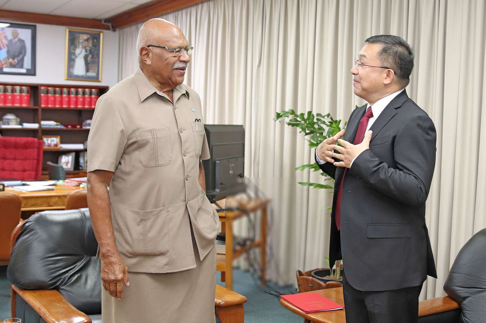 PRIME MINISTER RECEIVES A COURTESY CALL FROM THE NEW CHINESE AMBASSADOR ...