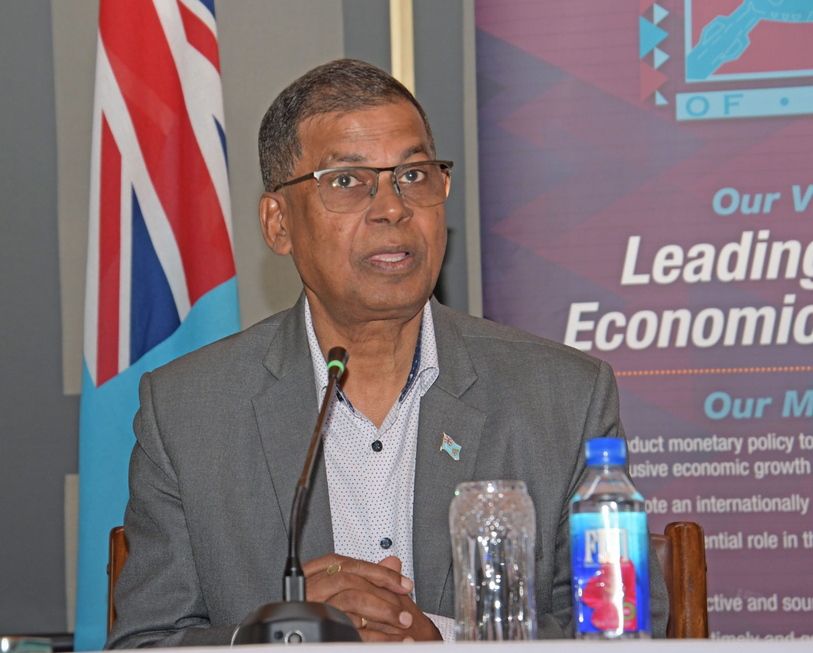 RESERVE BANK OF FIJI PRESENTS PROFIT TO THE FIJI GOVERNMENT | Office of ...
